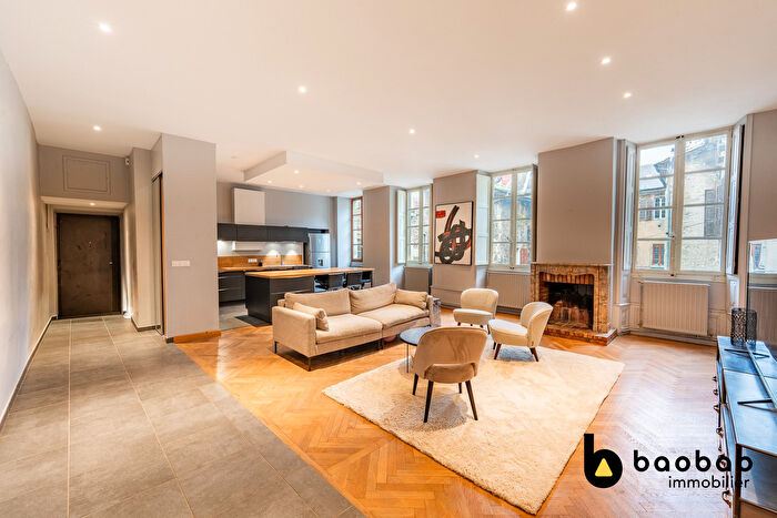 Appartement à vendre - Chambéry, Centre-ville - 5 pièces - 4 chambres