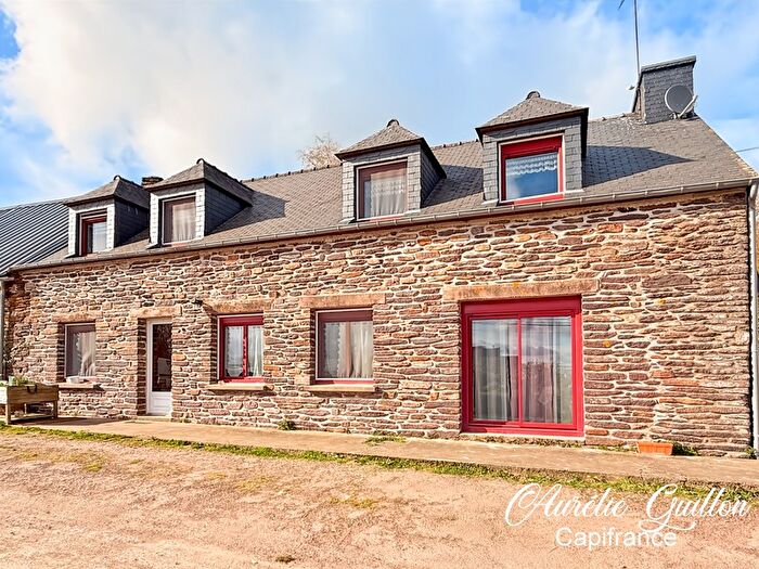 Maison à vendre - Campénéac - 6 pièces - 5 chambres