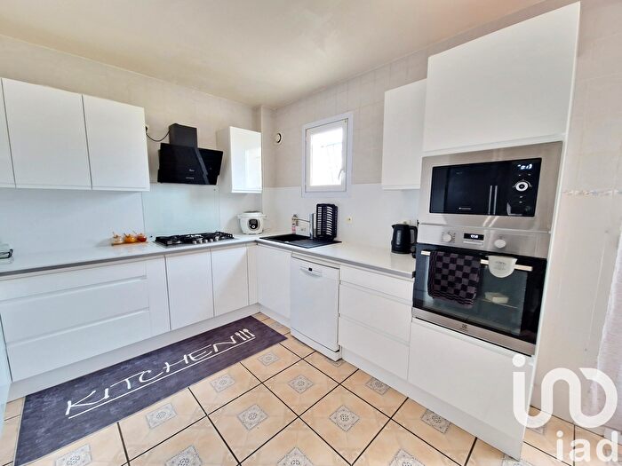 Maison à vendre - Sully-sur-Loire - 7 pièces - 5 chambres