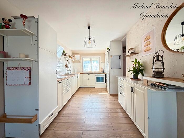 Le Lude - Maison 5 pièces à vendre