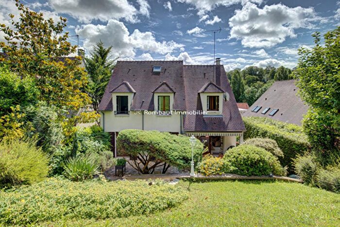 Maison 8 pièces à vendre à La Celle-Saint-Cloud, Les Gressets