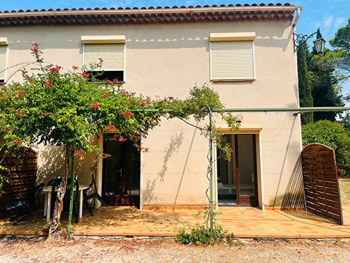 Appartement à louer - Aix-en-Provence, Puyricard, Célony - 1 pièce - 1 chambre