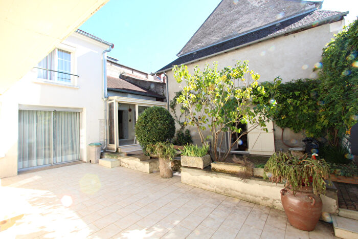 Maison à vendre - La Charité-sur-Loire - 7 pièces - 4 chambres