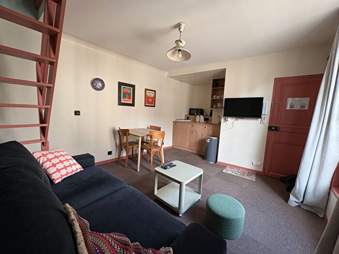 Appartement à louer - Tours, Centre-ville - 2 pièces - 1 chambre