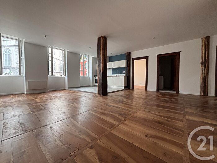 Appartement à louer - Tardets-Sorholus - 4 pièces - 3 chambres