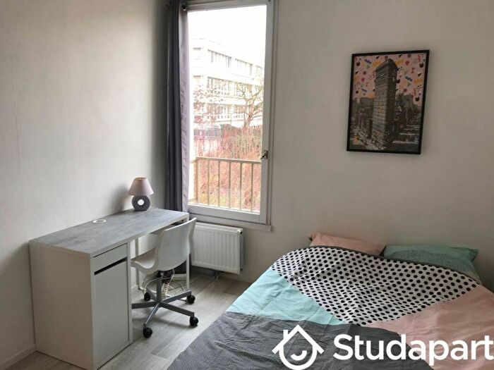 Appartement à louer - Epinettes Ouest, Évry-Courcouronnes - 6 pièces