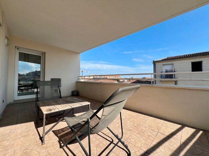 Grand Parc, Bordeaux - Appartement 2 pièces à louer