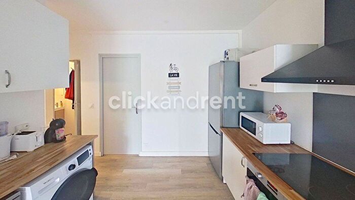 Avenue Nationale, Massy : Appartement 5 pièces à louer