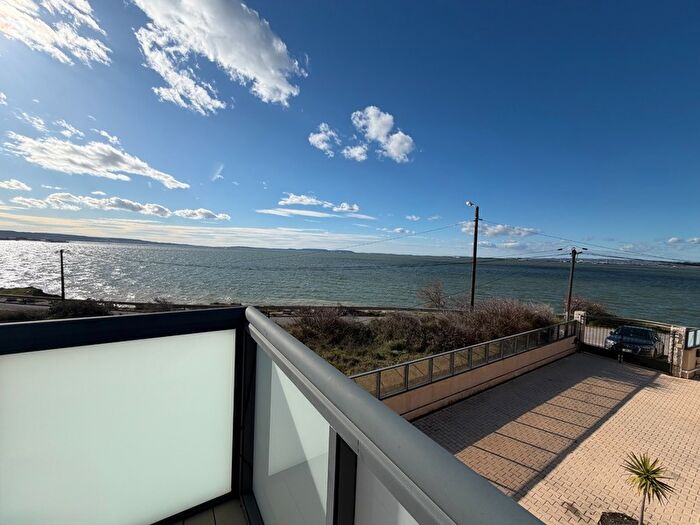 Maison à vendre - Vitrolles, Bords de létang, Tribales, Ferme de Croze - 5 pièces - 3 chambres