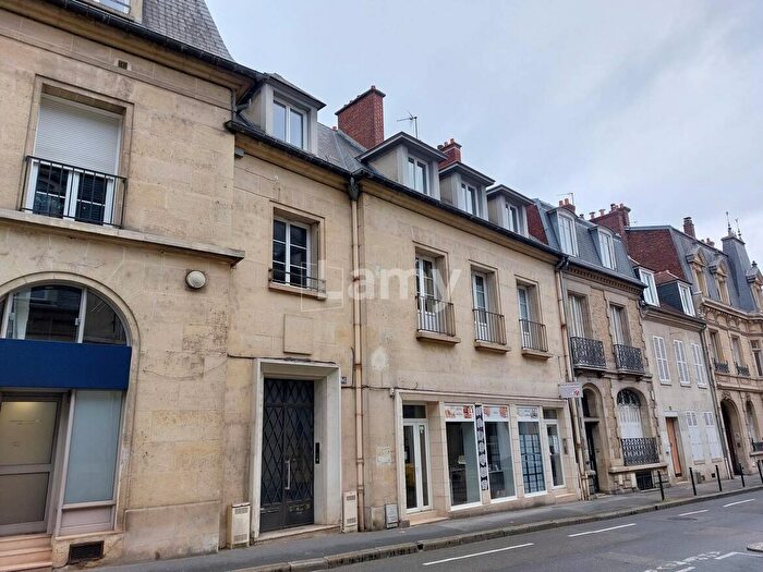 Appartement à louer - Centre Ville-Petit Margny, Compiègne - 4 pièces - 3 chambres