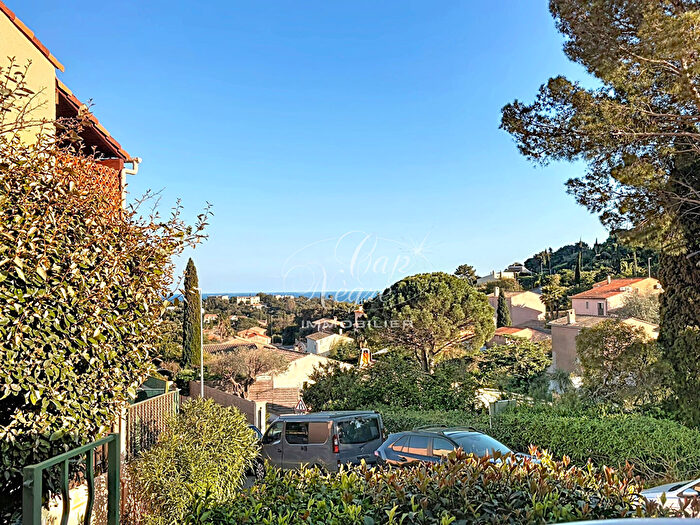 Cavalaire-sur-Mer, Le Parc- Frais Vallon, Le Jas : Appartement 2 pièces à vendre