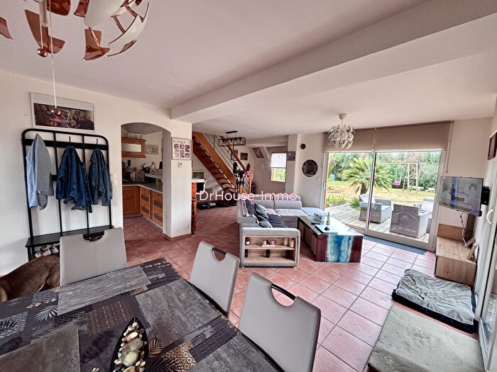 Maison 5 pièces à vendre à Le Folgoët