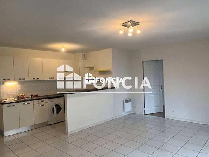 Appartement à louer - Dufau-Tourasse, Pau - 4 pièces - 3 chambres