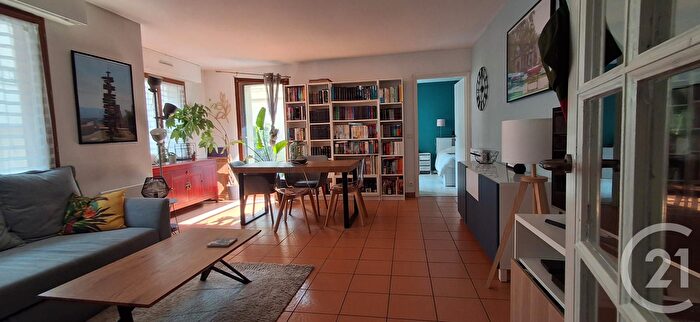 Maisons-Laffitte, Centre-ville : Appartement 3 pièces à louer