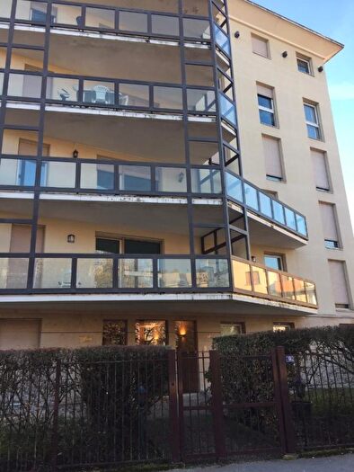 Appartement 2 pièces à Dijon, Perrières, à louer