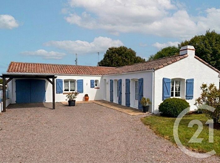 Maison à vendre - Saint-Michel-Chef-Chef - 4 pièces - 3 chambres