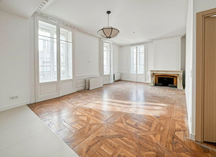 Appartement à vendre - Lyon e , Bellecour, Carnot - 3 pièces - 2 chambres