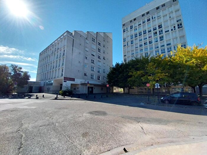 Appartement à louer - Bordeaux, La Bastide - 4 pièces - 3 chambres