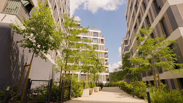 Romainville, Bas Pays : Appartement 3 pièces à vendre