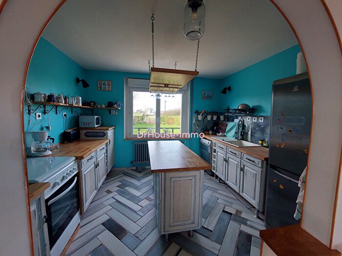 Maison 8 pièces à vendre à Kerlouan