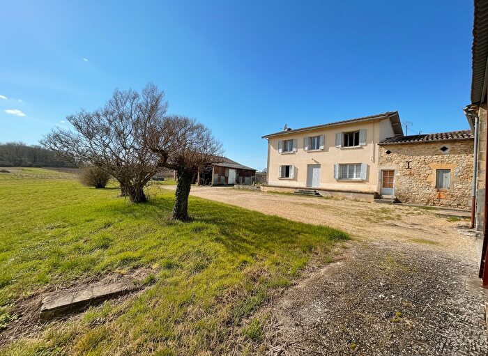 Maison 5 pièces à vendre à Massugas