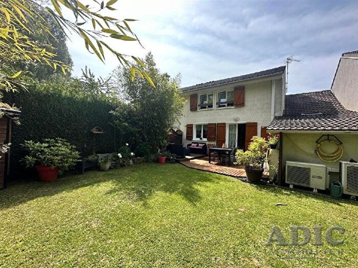 Maison à vendre - Juilly - 5 pièces - 3 chambres