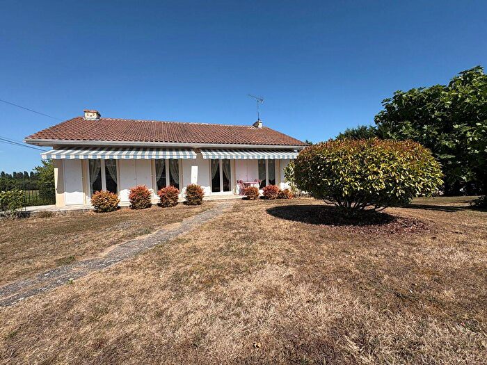 Zone Rurale, La Couronne - Maison 3 pièces à louer