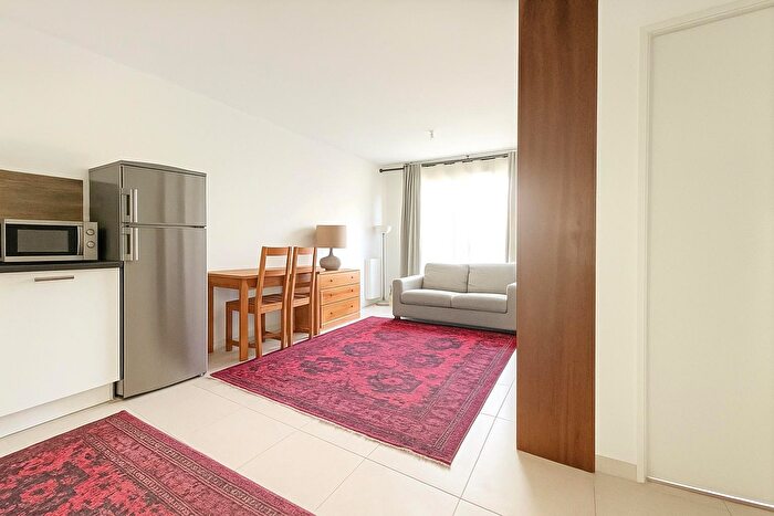 Appartement à vendre - Décines-Charpieu, La Soie Montaberlet - 2 pièces - 1 chambre