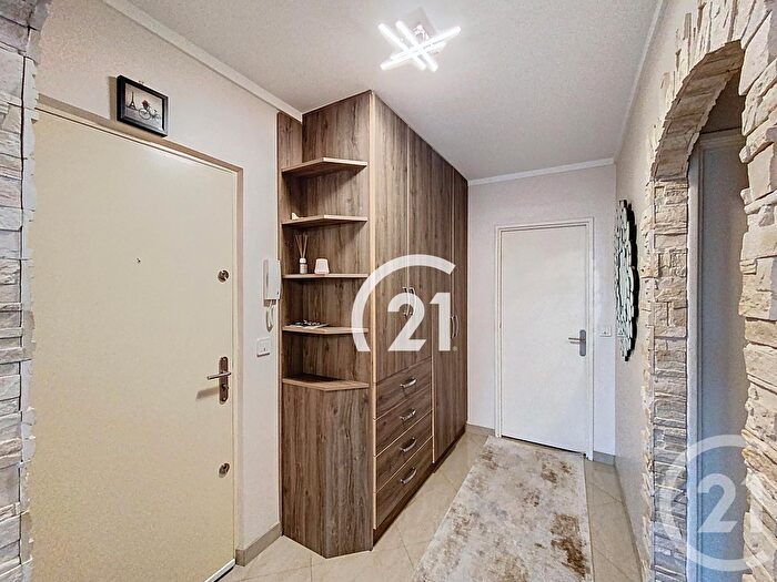 Appartement à vendre - Villiers-le-Bel, Puits la Marlière - 4 pièces - 3 chambres