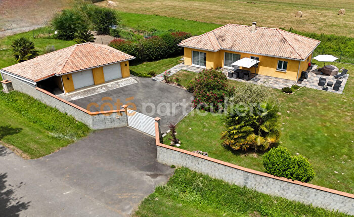 Maison à vendre - Calavanté - 6 pièces - 3 chambres