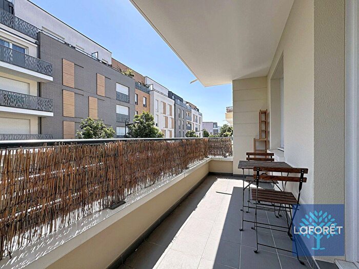 Appartement 3 pièces à louer - Varenne-Centre-Rive Charmante, Noisy-le-Grand