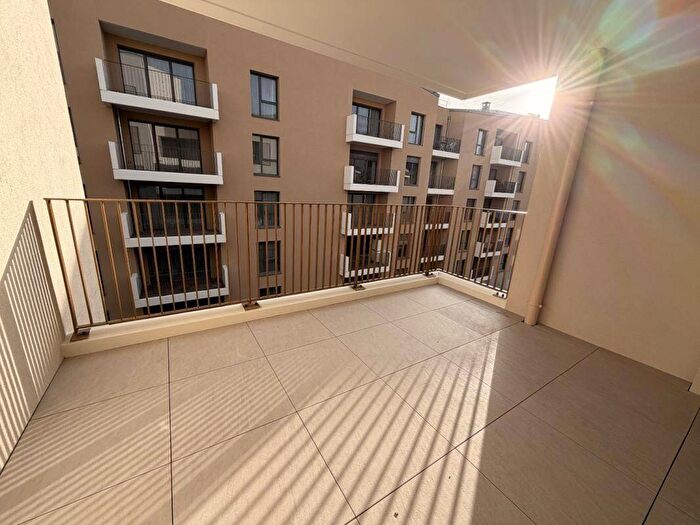 Appartement à louer - Le Centre-Centre Ville, Roanne - 3 pièces - 2 chambres