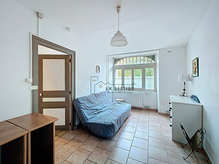 Appartement à louer - Eymoutiers - 1 pièce - 1 chambre