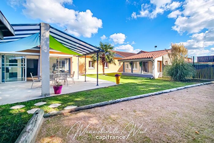 Maison à vendre - Chevroux - 6 pièces - 4 chambres