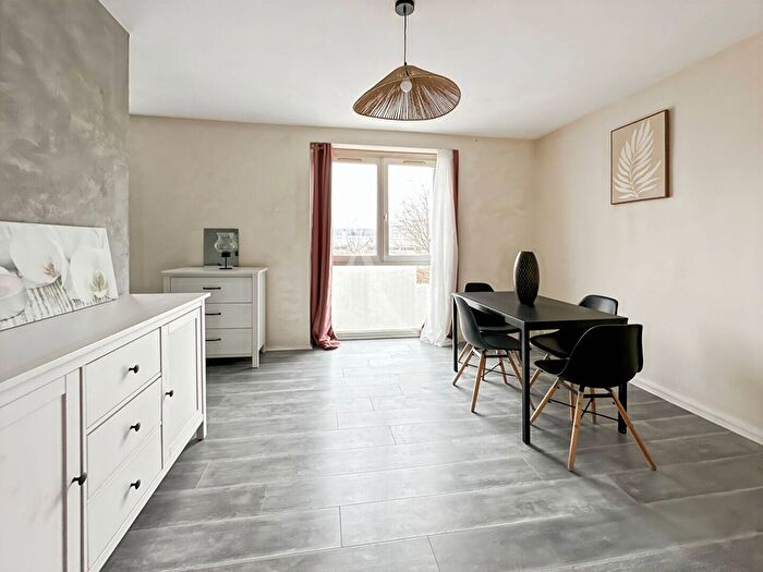 Meissonier, Poissy : Appartement 3 pièces à louer
