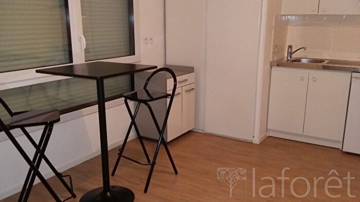 Appartement à louer - Valenciennes, Faubourg Sainte-Catherine, Faubourg de Paris, Le Vignoble - 2 pièces - 1 chambre