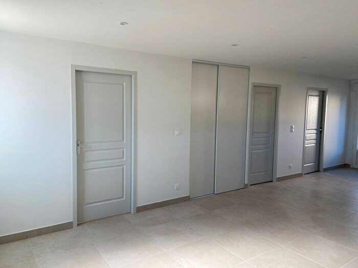 Sud, Foix : Appartement 3 pièces à louer