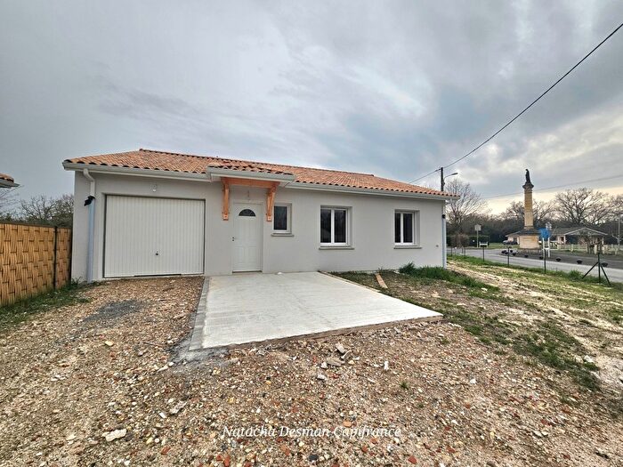 Maison à vendre - Vensac - 4 pièces - 3 chambres