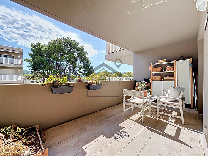 Appartement 3 pièces à vendre à Vitrolles, Bords de l'étang, Tribales, Ferme de Croze
