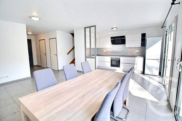 Maison à louer - Gaillard - 4 pièces - 3 chambres