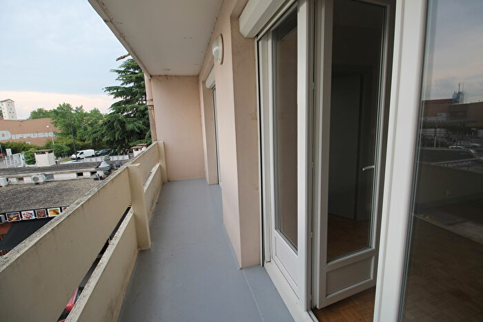 Maisons à vendre et appartements à louer - 1