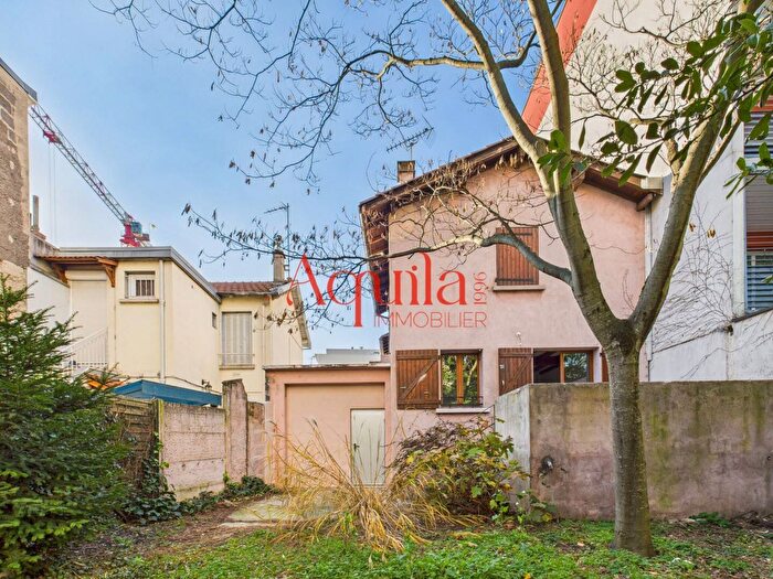 Maison à louer - Villeurbanne - 3 pièces - 1 chambre