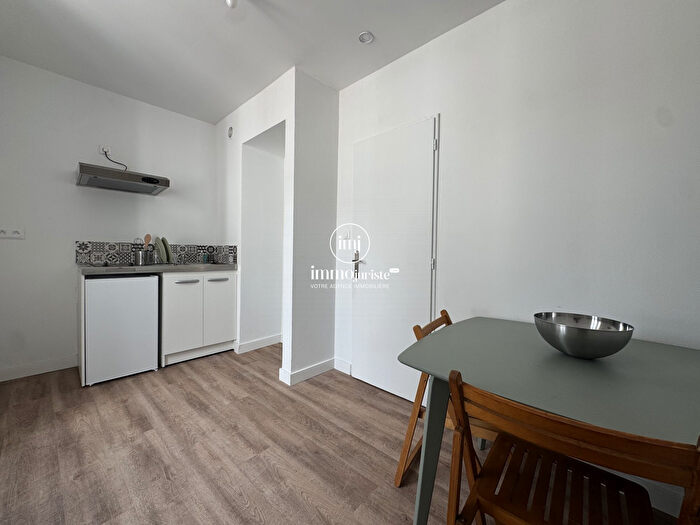 Limoges, Centre-ville, Hôtel de Ville, Emailleurs : Appartement 2 pièces à louer