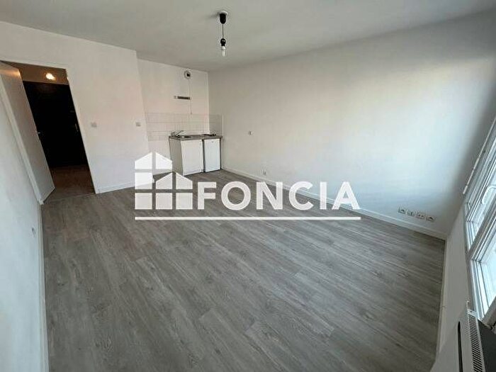 Appartement à louer - Saint Genès, Talence - 1 pièce