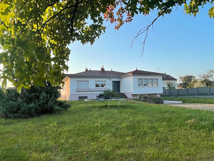 Maison à vendre - Sarralbe - 8 pièces - 5 chambres