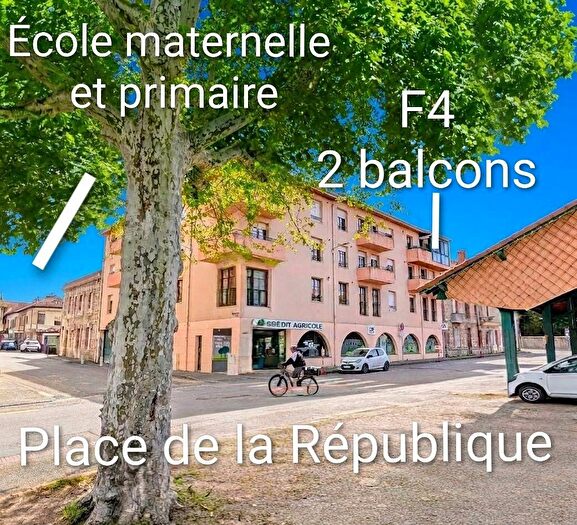 Grande Couronne, Saint-Just-Saint-Rambert : Appartement 4 pièces à louer