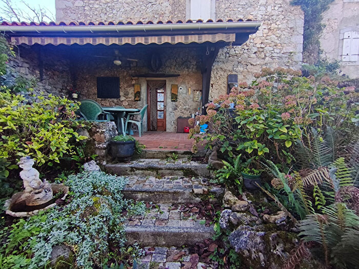 Maison à vendre - Saint-Girons - 6 pièces - 5 chambres