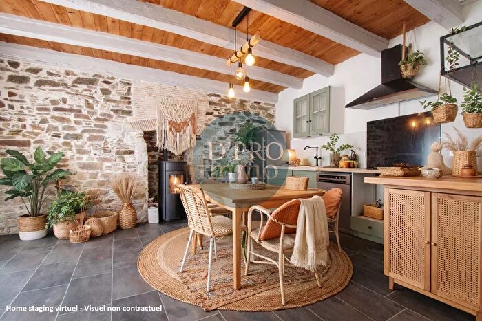 Maison à vendre - Saint-Fiacre-sur-Maine - 4 pièces - 3 chambres