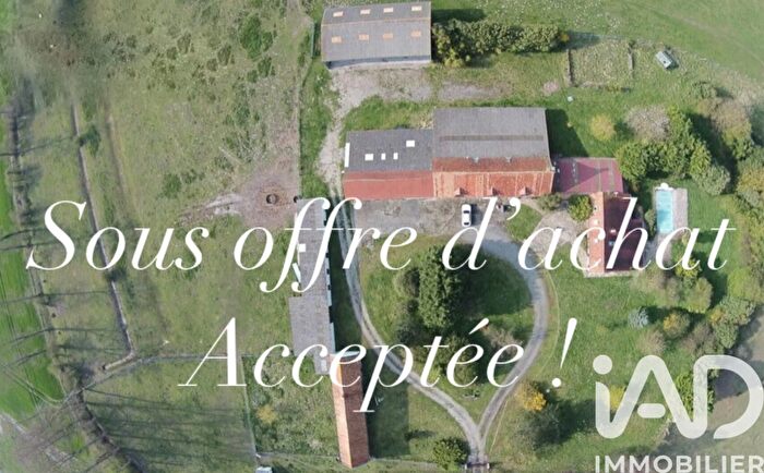 Maison à vendre - Rue - 12 pièces - 7 chambres