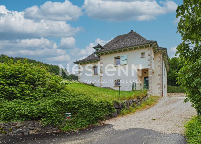 Maison à vendre - Marmanhac - 4 pièces - 3 chambres